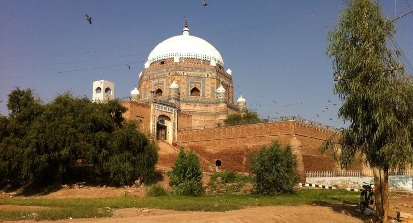 Shrines in Multan - 2024-25 | Apricot Tours